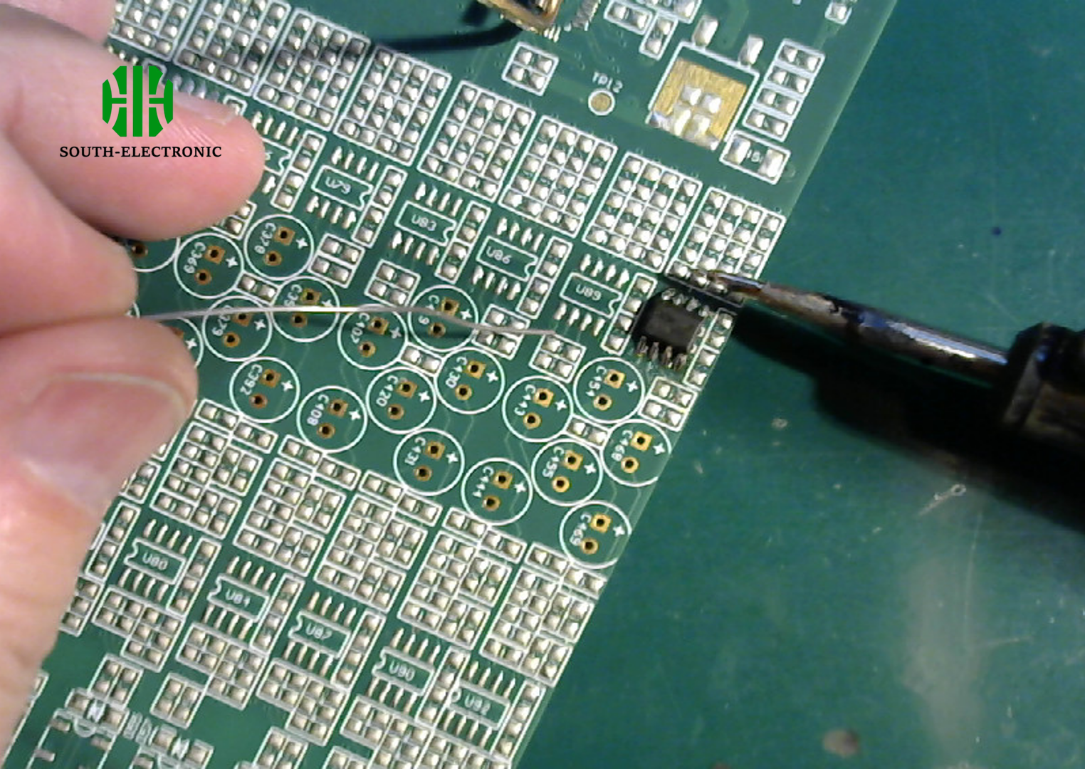 How to Install an IC Chip on a PCB？